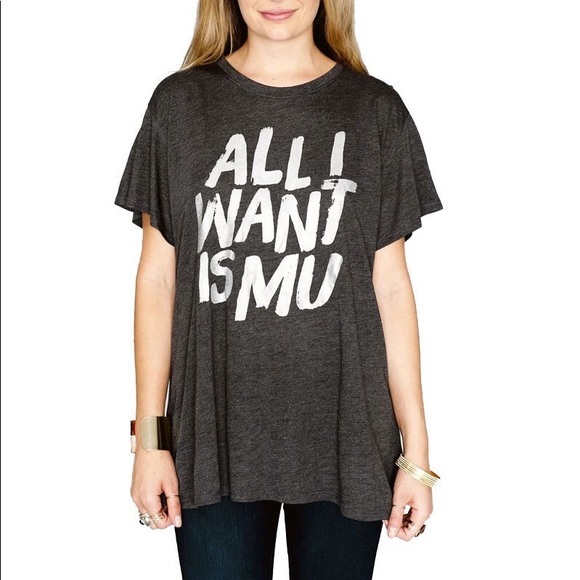 Show Me Your MuMu | Tops | Showmeyourmumu Tshirt | Poshmark